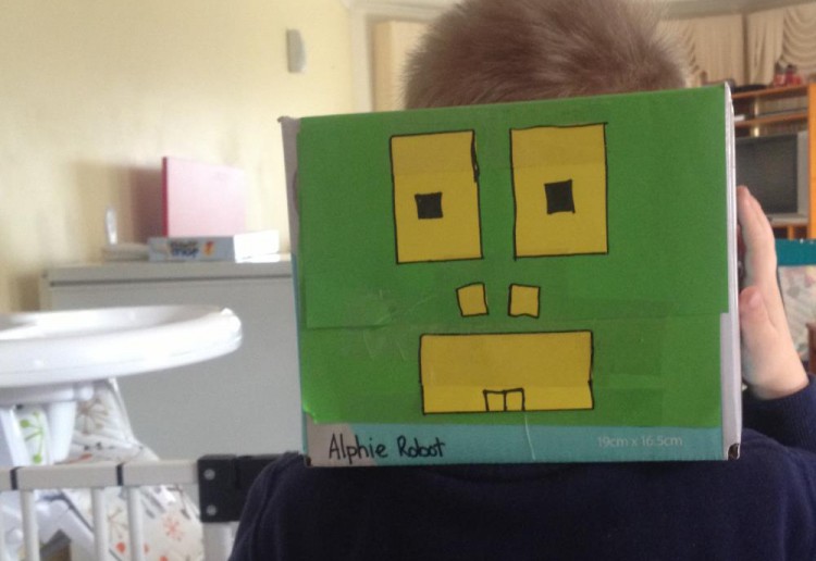 Robot Head - Arts, Crafts and DIY