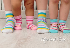 Clever Trick To Stop Losing Socks in the Wash - Mouths of Mums