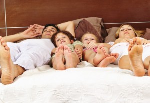 The Massive Super-Sized Bed That Can Sleep The Entire Family - Mouths ...