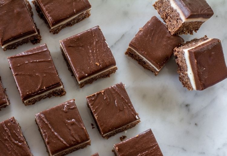 Healthy No Bake Slice with Peppermint Recipe