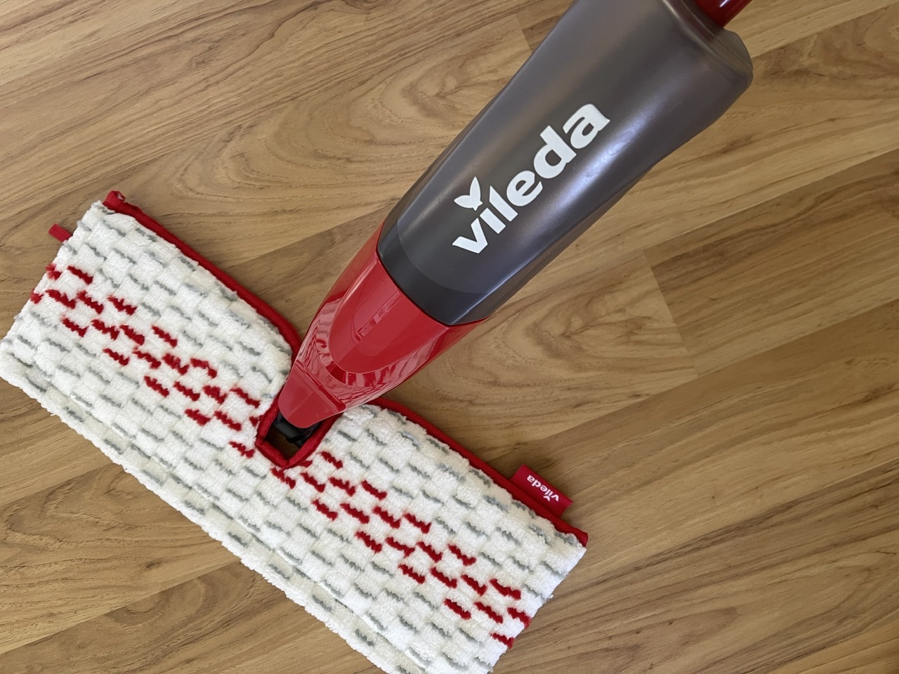 Vileda ProMist Max Flip Spray Mop Product Review