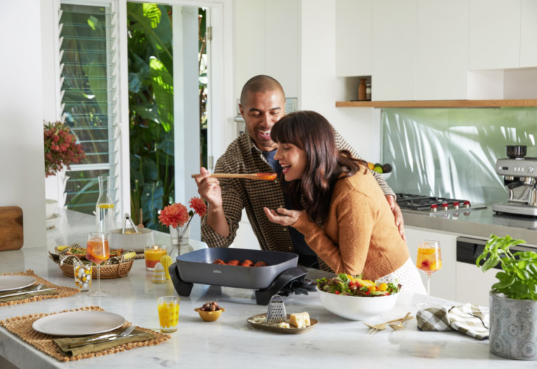 The Cookware Coating You Need In Your Kitchen - Mouths of Mums