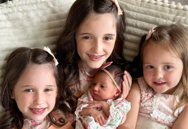 These Four Sisters Share The Same Birthday - Mouths of Mums